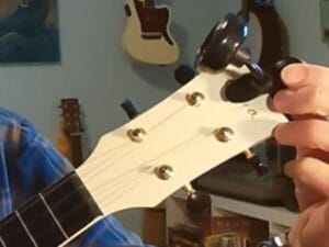 How to Tune Your Ukulele: A Beginner’s Guide
