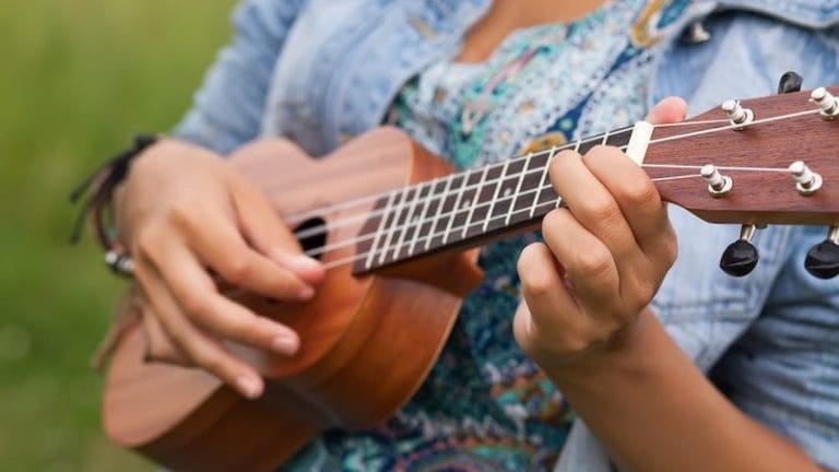 Learn How to Play the Gm Ukulele Chord